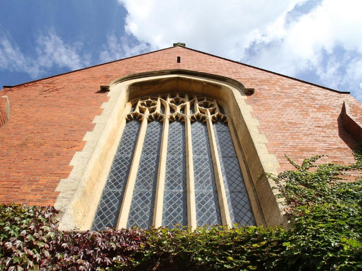 Dean Close Preparatory School - Tes Jobs